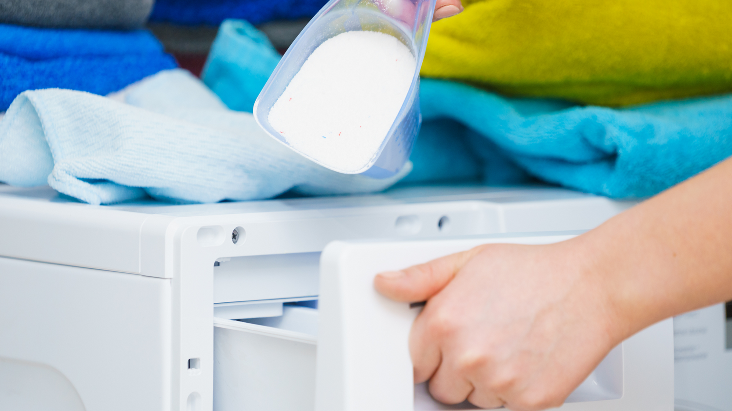 9 Best Eco-Friendly Washing Powders I Bower Collective